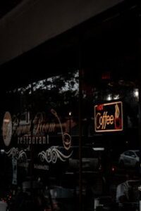 Essential Traits That Define a Good Staff Member - Scholar's Hub